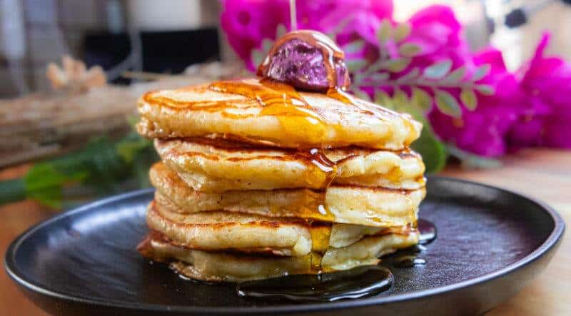 Lemon Blueberry Ricotta Pancakes | Lola Jay Yum!