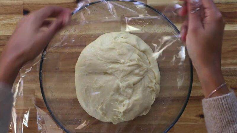 Quick and Fluffy Dinner Rolls | Lola Jay Yum!